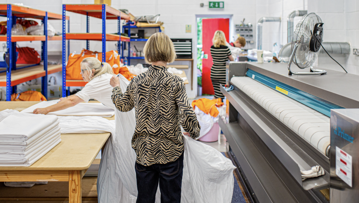 The Benefits of Primer Flatwork Ironers for Commercial Laundry - Mag ...